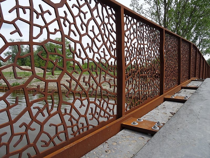 Decorative Garden Fencing Ideas You Need to Try
