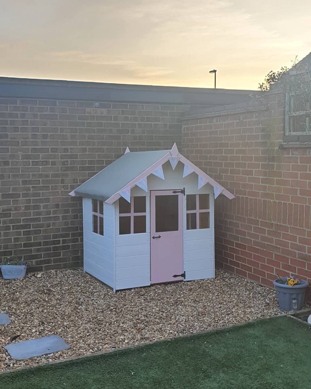How to Make Space for a Playhouse in a Small Garden